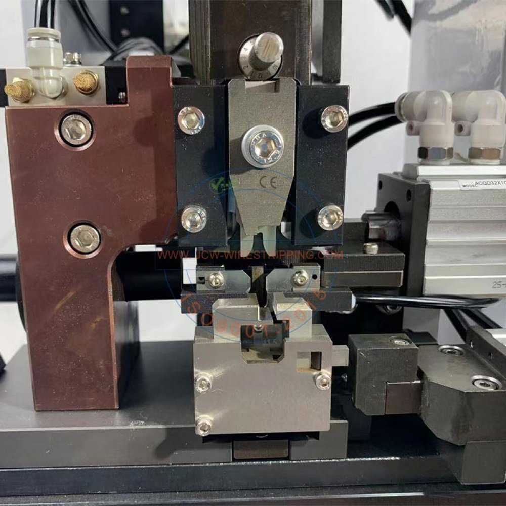 Wire Stripping End-feed Terminal Crimping Machine | JCWelec