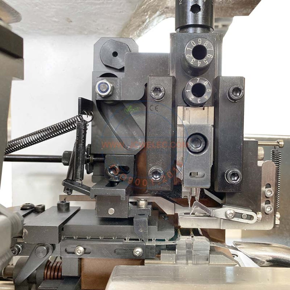 High-performance Multi-conductor Cable Strip Crimp Machine | JCWelec