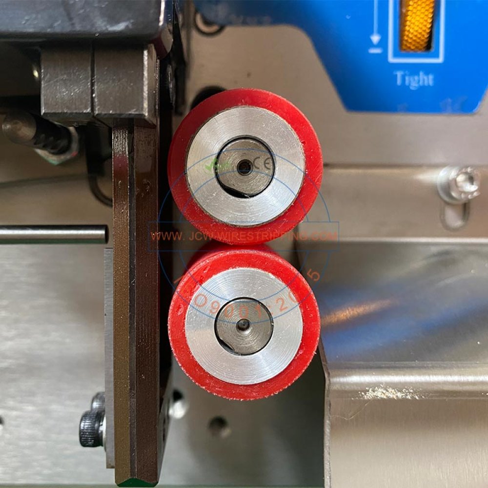 Automatic Wire Cutting and Stripping Machine - JCWelec