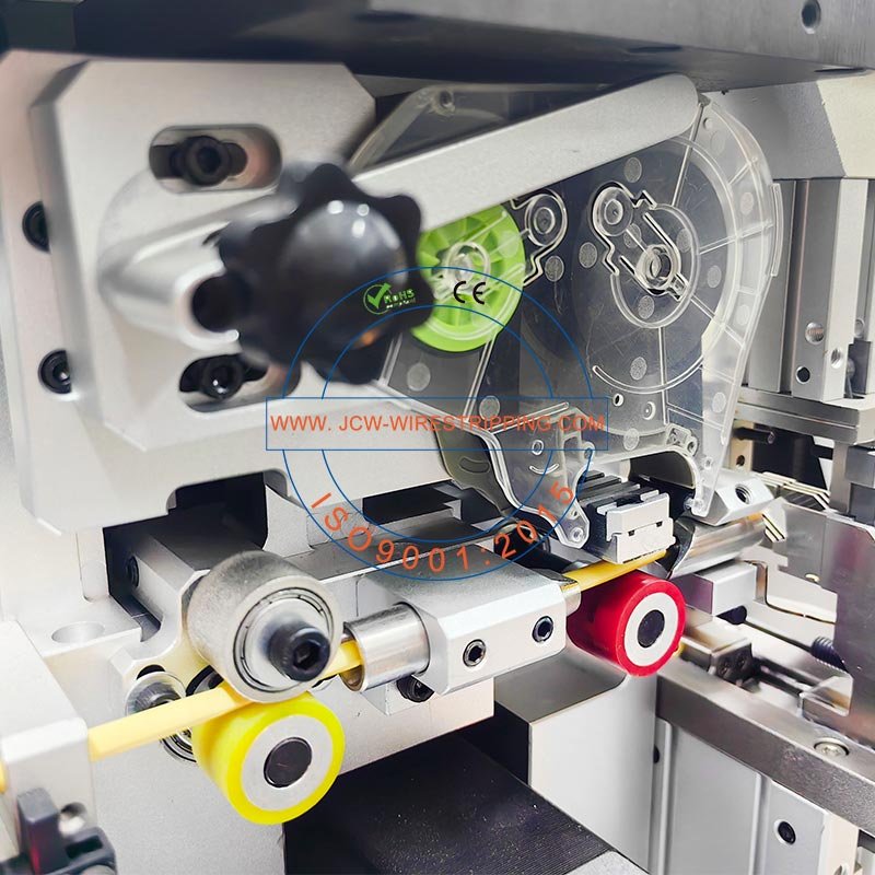 Fully-auto Wire Stripping Crimping & Sleeve Printing Shrinking Machine ...