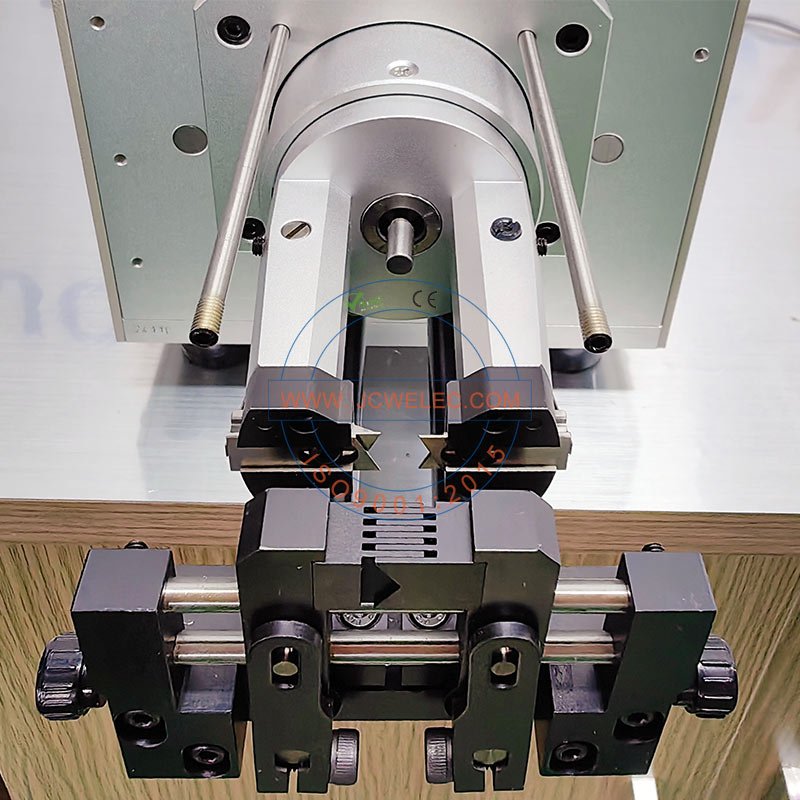 Micro Coaxial Cable Stripping Machine | JCWelec