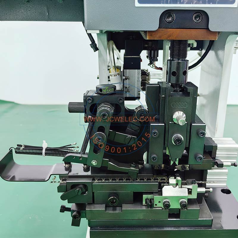 Strip & Crimp Machine with Servo Crimp Press | JCWelec